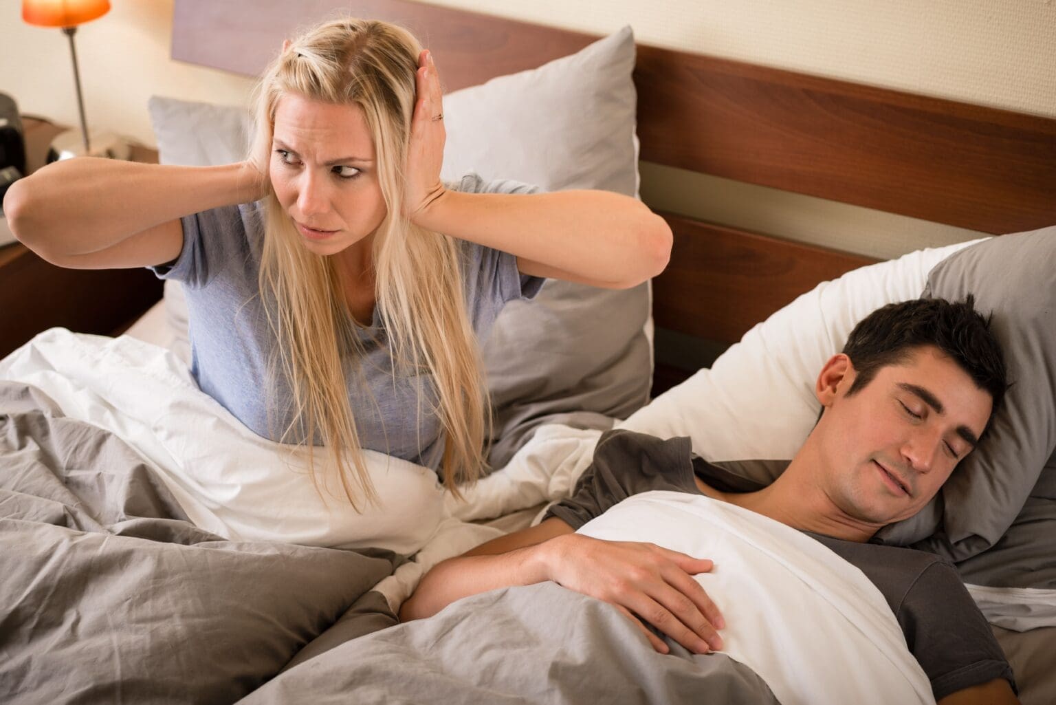 Cómo dejar de roncar: 8 cosas que puedes intentar - MGC Mutua